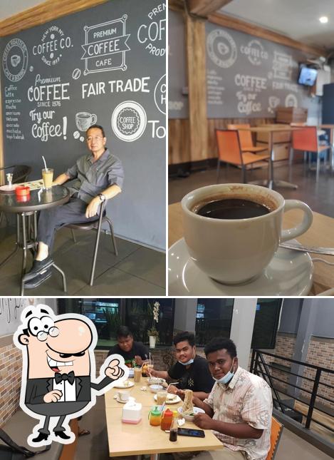 Canary Coffee Shop cafe, Jakarta, Jl. Boulevard Raya Blok RA1 No.27 ...