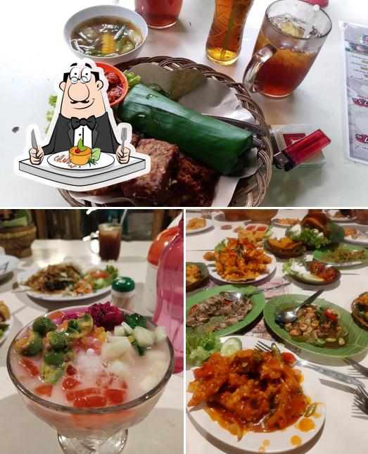 Resto Pawon Bu Puji, Tangerang - Restaurant menu, prices and reviews