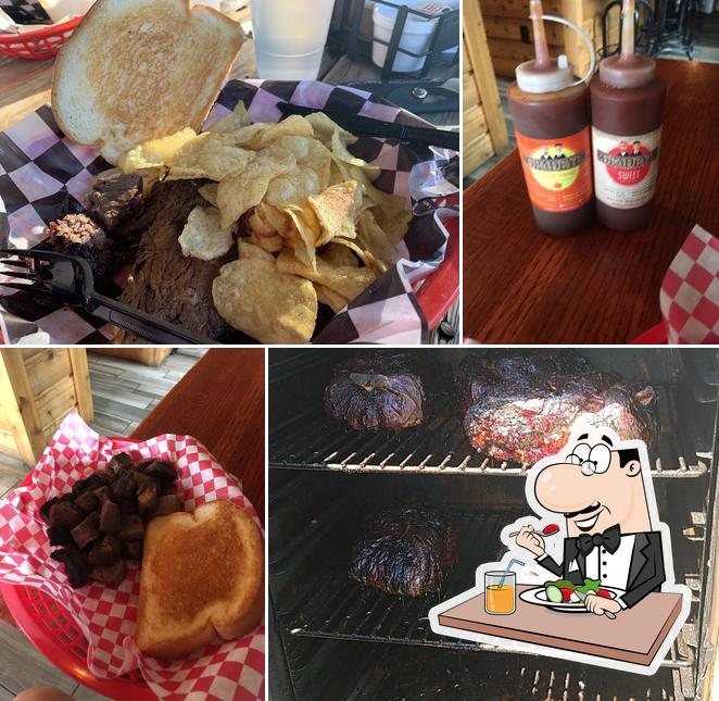 Pinkley's Boxcar BBQ in Bondurant - Restaurant menu and reviews