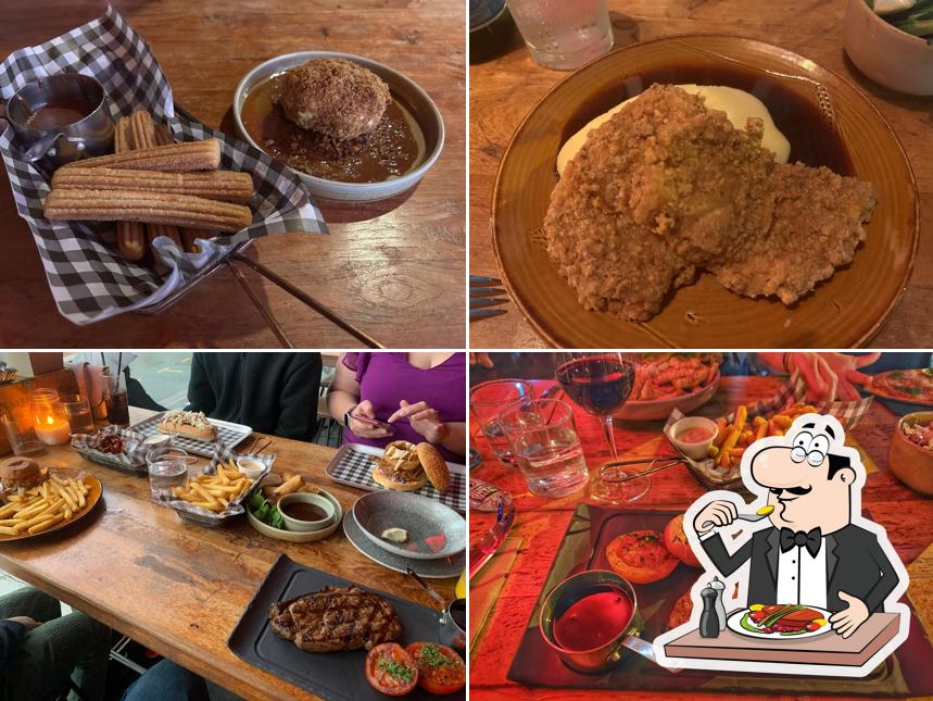The Loose Moose, Broadbeach - Restaurant menu, prices and reviews