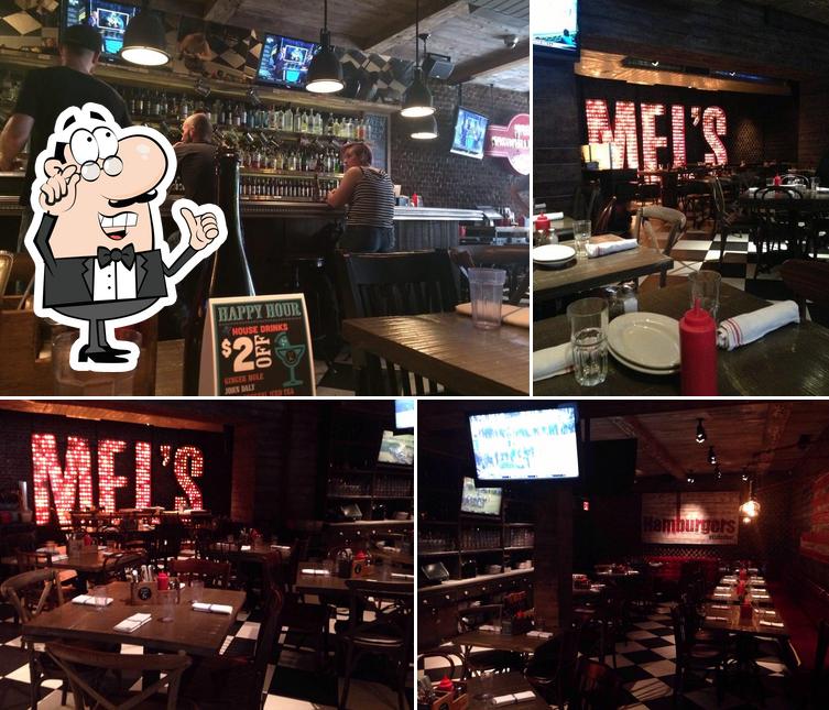 Mel's Burger Bar, 2850 Broadway in West New York - Restaurant menu and reviews