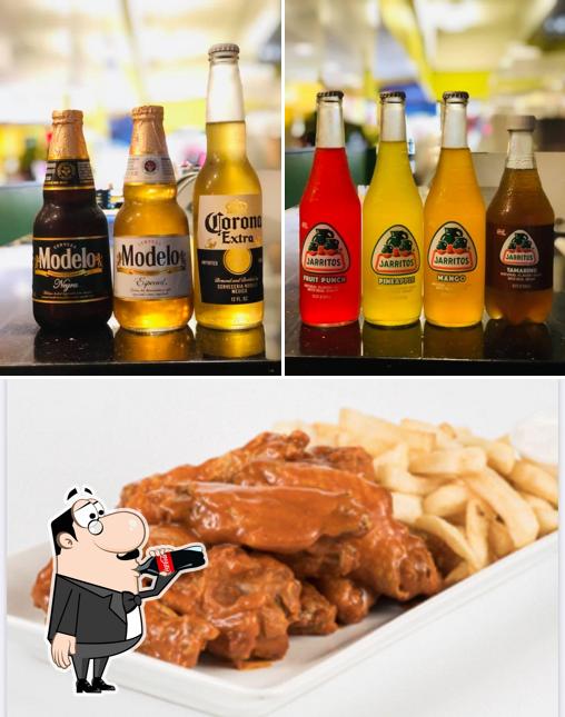 Ricky's Chicken in Dale City - Restaurant menu and reviews