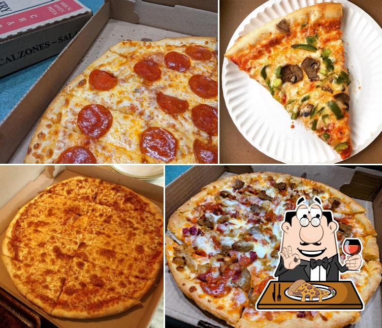 Doc's Pizzeria & Fish Fry in Fairmount - Restaurant menu and reviews