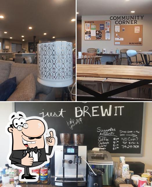The Upper Room Coffee House, Colorado Springs - Carta del restaurante y ...