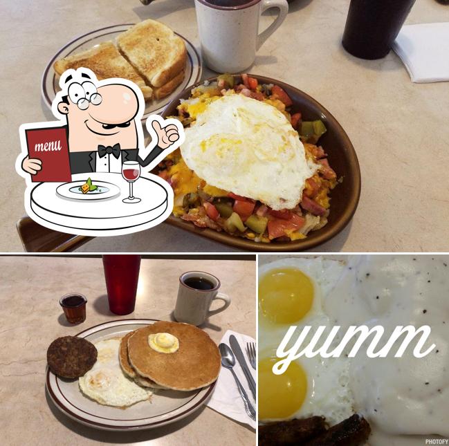 Alexis CAFE, Phoenix - Restaurant menu, prices and reviews