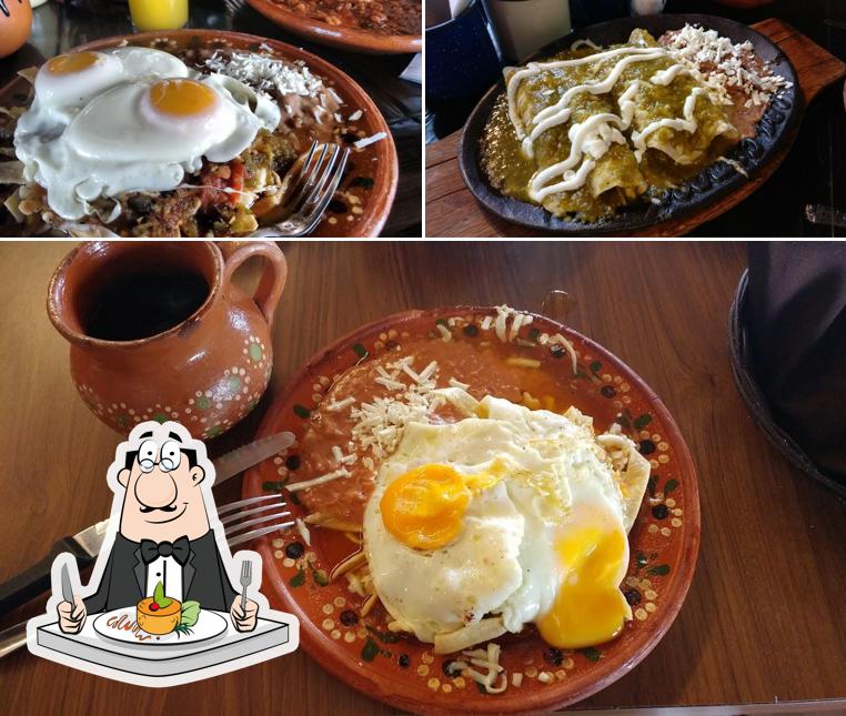 Los Compadres restaurant, Saltillo, Perif. Luis Echeverría 268 ...