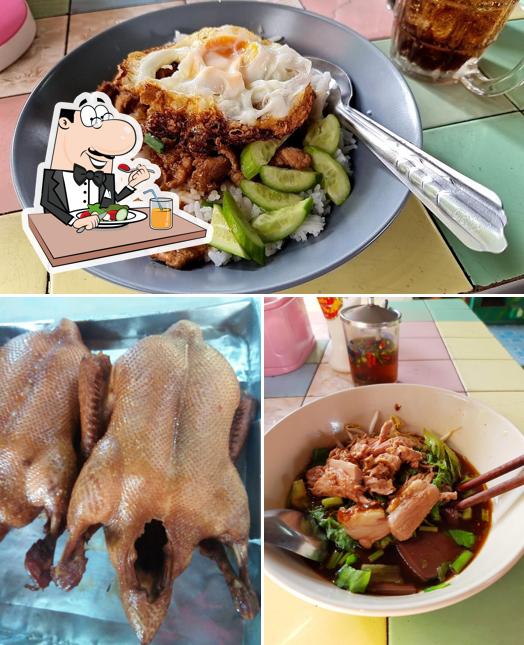 Kuaitiao Pet Pa Lek Soi Phet Kasem 114, Bangkok - Restaurant menu, prices and reviews