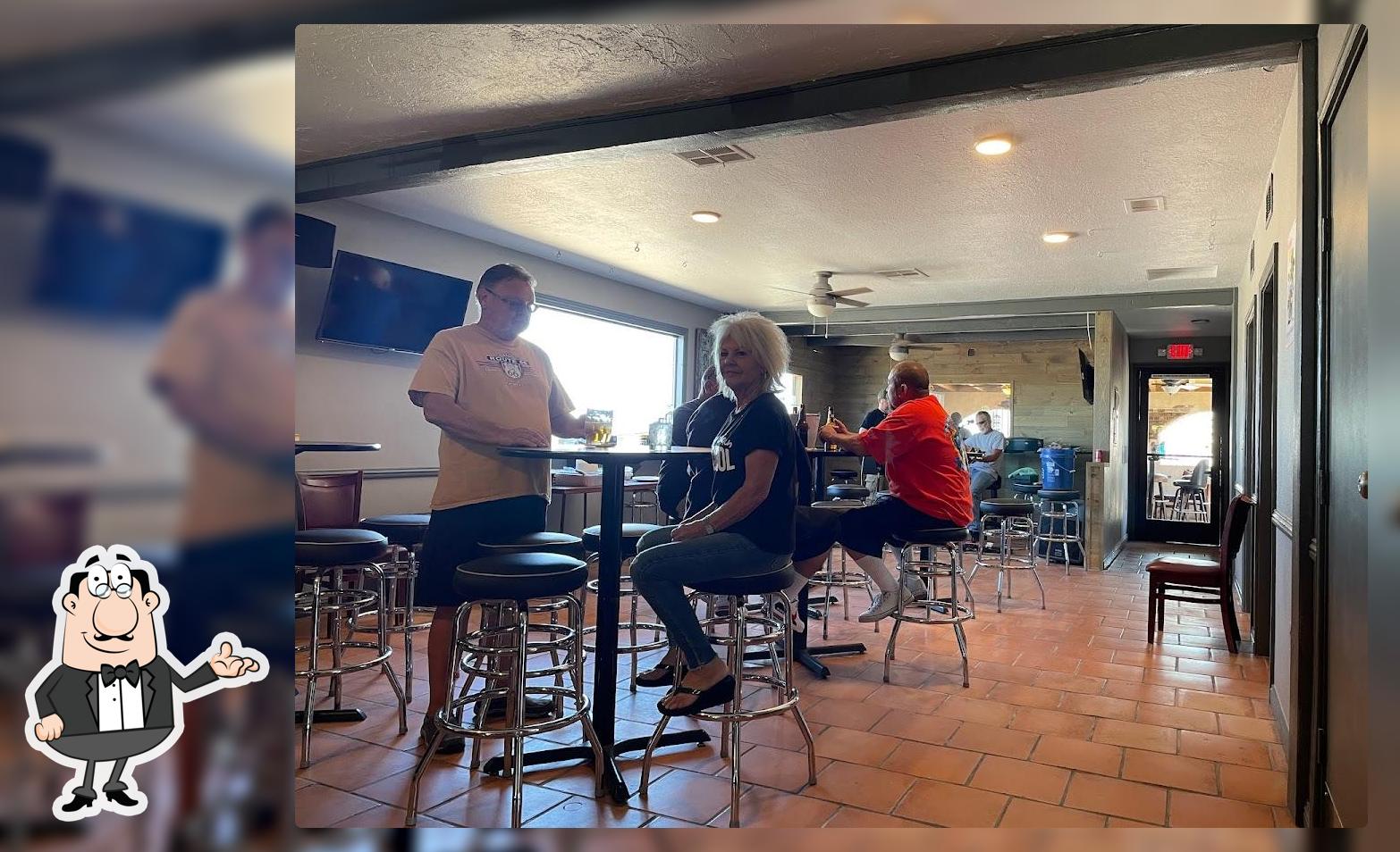 Ez Pickens, Hesperia - Restaurant menu, prices and reviews
