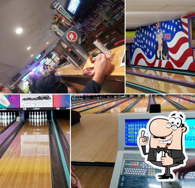 Uncle Sam Lanes, Troy - Restaurant menu, prices and reviews