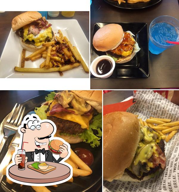 Zark's Burgers restaurant, Manila, 906 Nicanor Reyes St - Restaurant ...