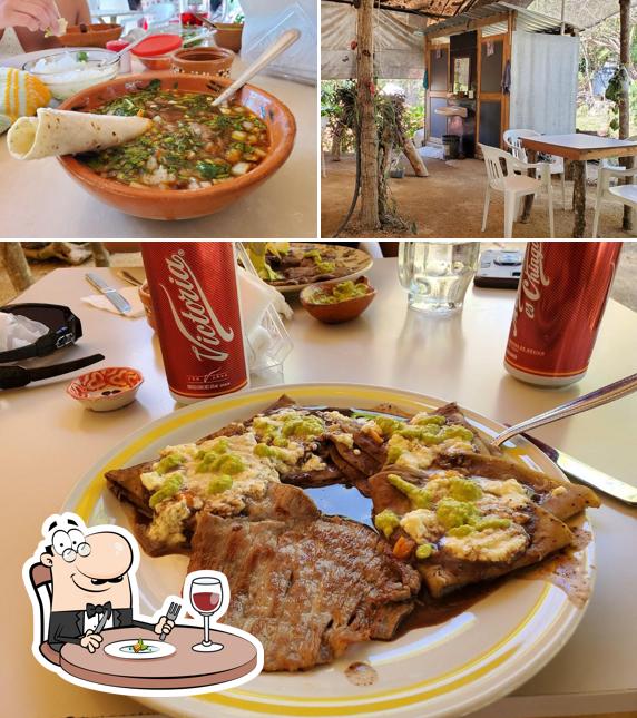 Restaurante Botanero La Oaxaqueña, Santa María Huatulco - Opiniones del ...