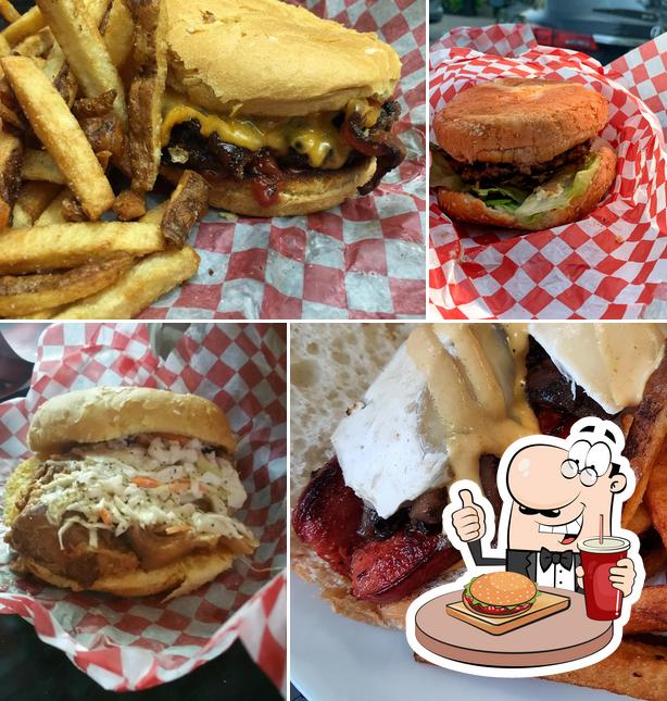 Top 10 restaurants with burgers in Winnipeg, december 2025 - Restaurant ...