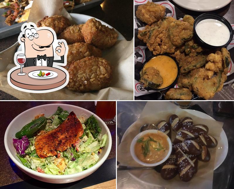 Ram Restaurant & Brewery, 8100 Freedom Ln NE c in Lacey - Restaurant ...