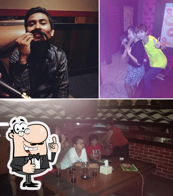 Inul Vizta pub & bar, Bekasi Regency, Mal Lippo Cikarang - Restaurant ...