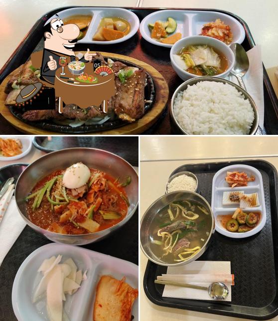 Plaza Han Shik in Los Angeles - Restaurant menu and reviews