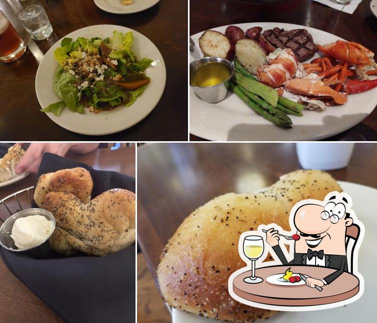 Common Grill, 112 S Main St in Chelsea - Restaurant menu and reviews