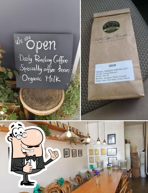 Tob Coffee, 7/56 Apollo Dr in Auckland - Restaurant menu and reviews