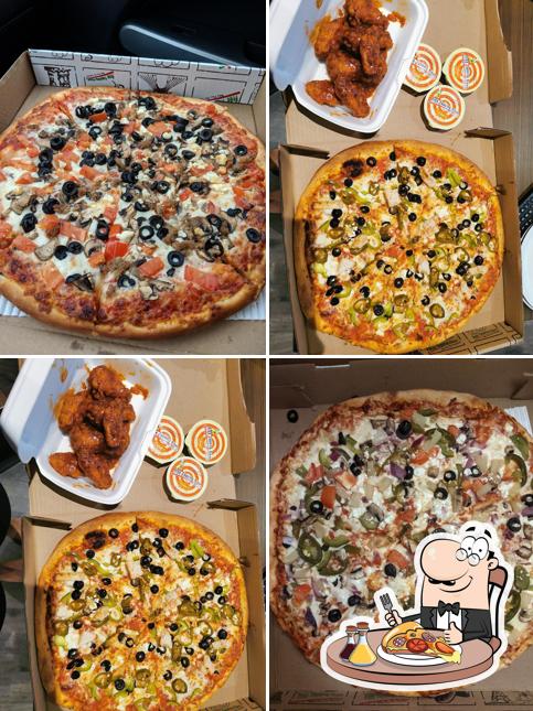 Free Topping Pizza, Toronto - Restaurant menu, prices and reviews