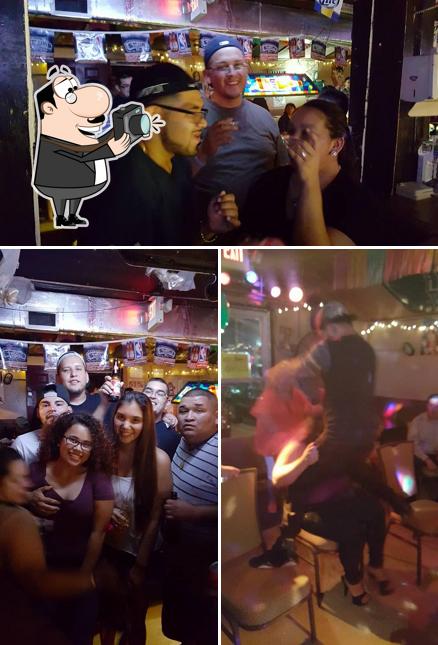 Rumors Lounge in San Antonio - Restaurant reviews