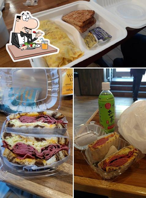 West Wing Cafe, Washington - Restaurant menu, prices and reviews