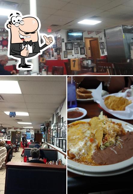 Red Zone Cafe, 3602 Slide Rd in Lubbock - Restaurant menu and reviews