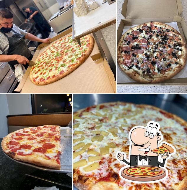 Gus's New York Pizza & Bar in Goodyear - Restaurant menu and reviews