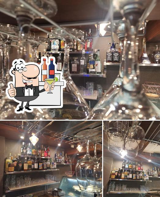 HEY RICH BAR, Venice - Restaurant menu, prices and reviews