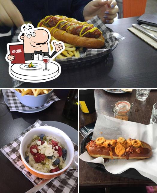 Blue Dog Café., Park Orchards - Restaurant menu, prices and reviews