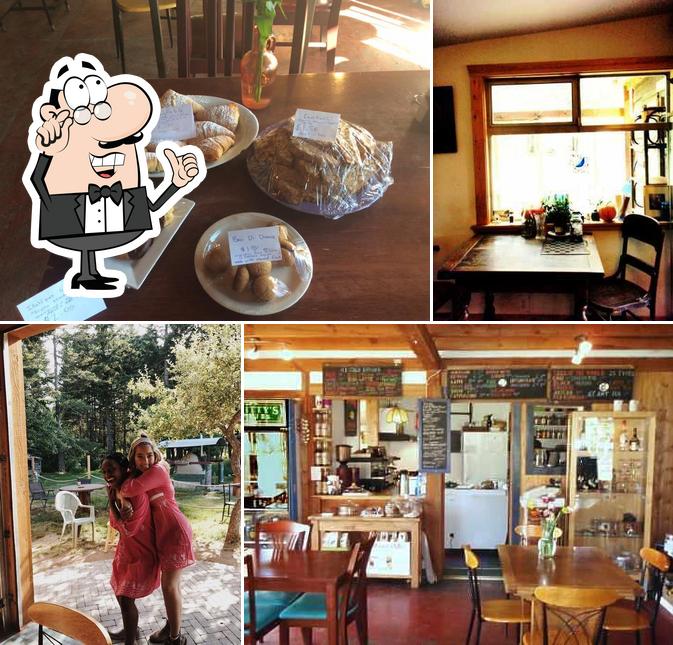 Earth Club Factory Guesthouse in Denman Island - Restaurant reviews