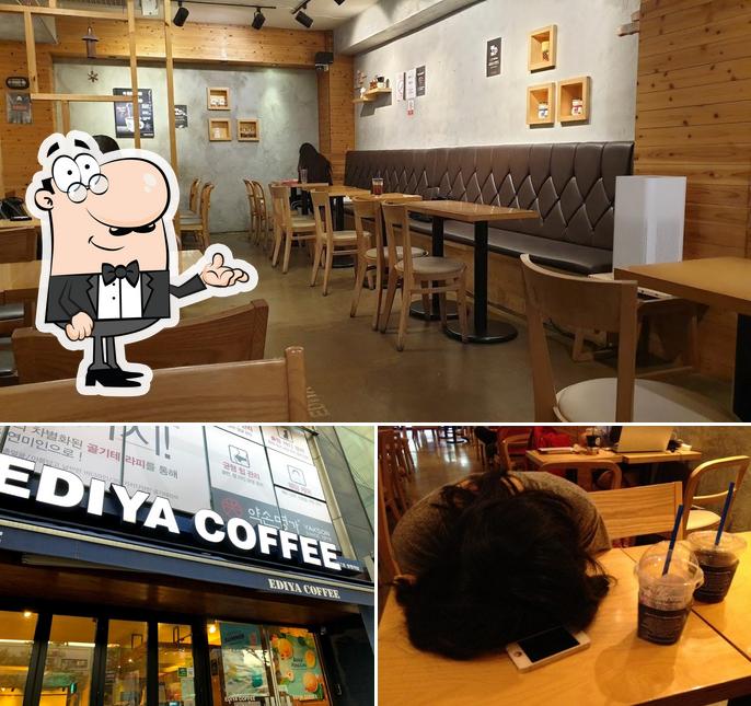 Ediya Coffee cafe, Seoul, 441-11 Seogyo-dong - Restaurant reviews