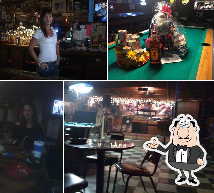 Red Dog Saloon Inc, 12542 US-301 in Starke - Restaurant reviews