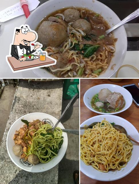 Mie Ayam Baso ' SMA " M. Japra Solo restaurant, Bandung - Restaurant ...