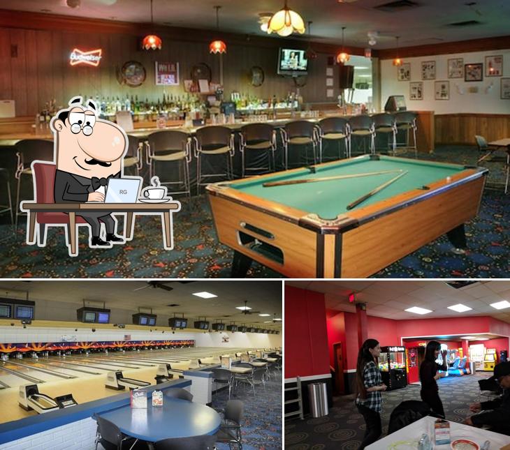 AMF Riviera Lanes in Fairlawn - Restaurant menu and reviews
