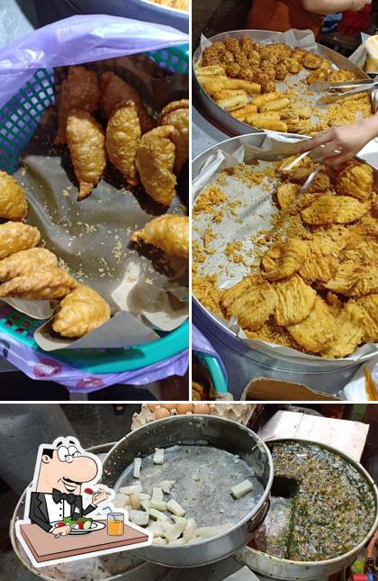 Ko Kue & Chaikue Goreng HALIM desserts, Pontianak - Restaurant reviews