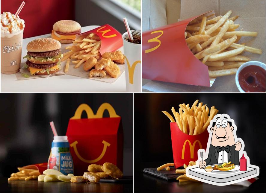 McDonald's, 1515 Johnson Rd in Granite City - Restaurant menu and reviews