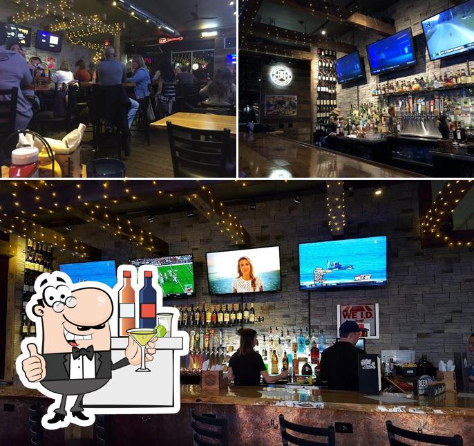 Treehouse Pub & Eatery in Bettendorf - Restaurant menu and reviews