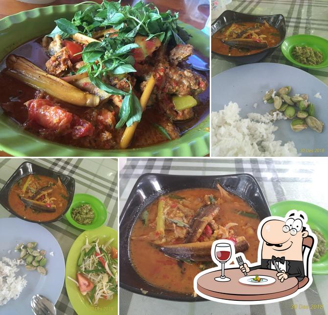 Warong Belut Mbak Melin restaurant, Marindal Satu - Restaurant reviews