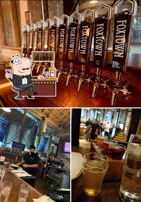 Foxtown Brewing in Mequon - Restaurant reviews