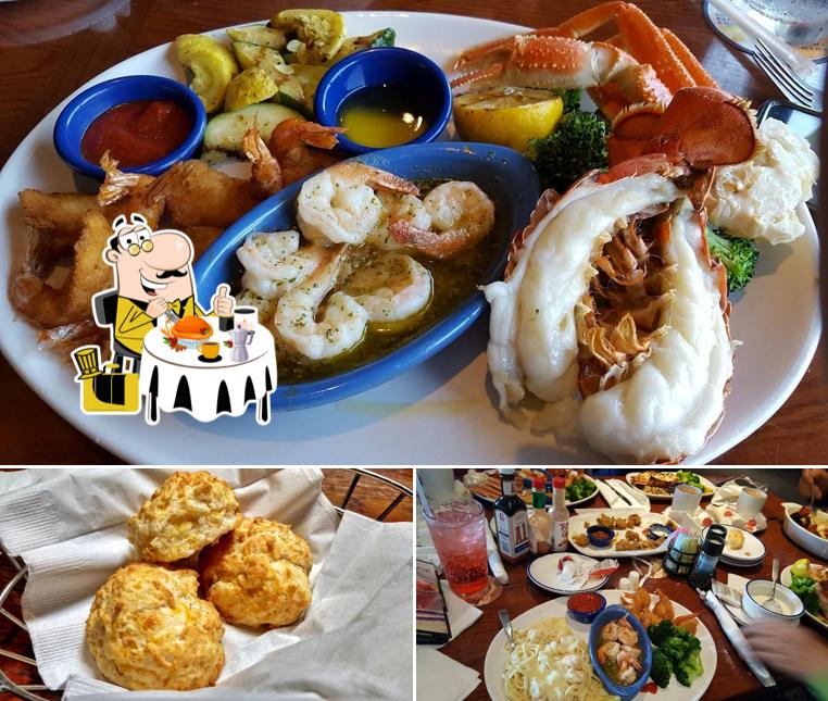 Red Lobster, ADJACENT TO DOUBLETREE BY HILTON HOTEL, 928 W Huntington ...
