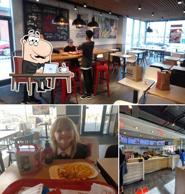 KFC, Castlegate Dr in Dudley - Restaurant menu and reviews