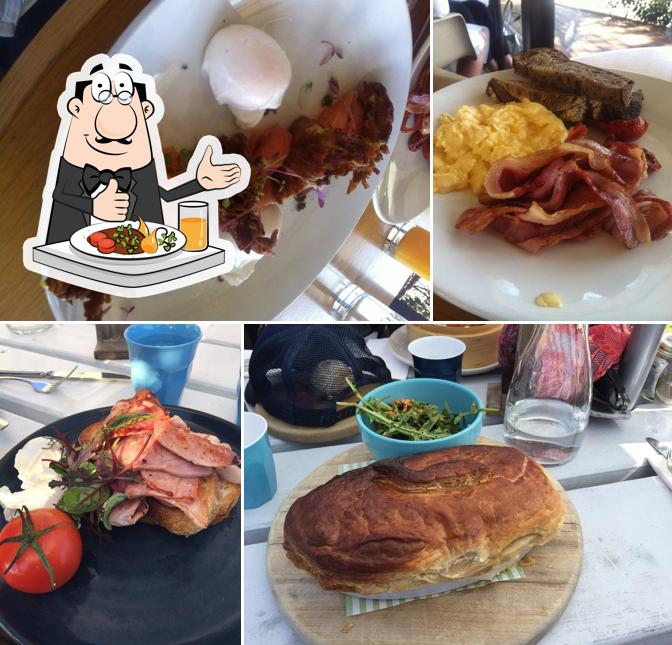 Balmoral Boatshed, Mosman - Restaurant menu, prices and reviews