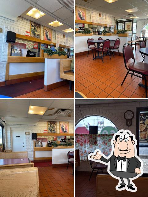 Lilly's Gyros in Fairview Heights - Restaurant menu and reviews