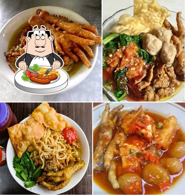Mie ayam dan mie bakso , teh nopa, Bandung - Opiniones del restaurante