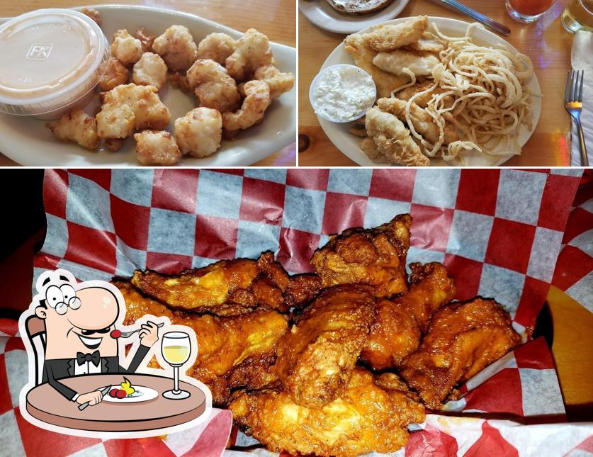 Crawfish Junction, Lake Mills - Restaurant menu, prices and reviews
