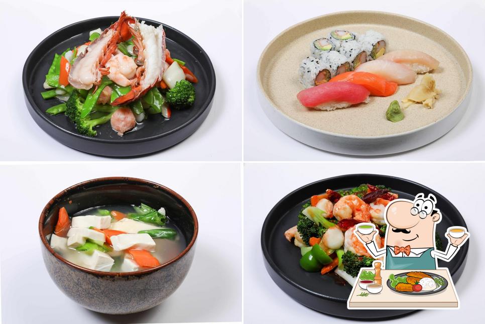 Moca Express, 577 Burnside Ave in Inwood - Restaurant menu and reviews