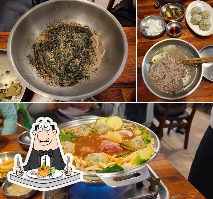 Samcheong-dong Restaurant Bukchon Makguksu, Seoul - Restaurant menu and ...