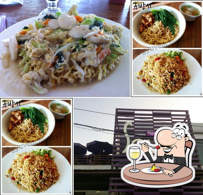 Solaria restaurant, Bandung, Bandara Husein Sastranegara - Restaurant ...