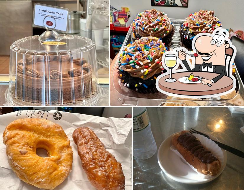 DiCamillo Bakery in Williamsville - Restaurant menu and reviews