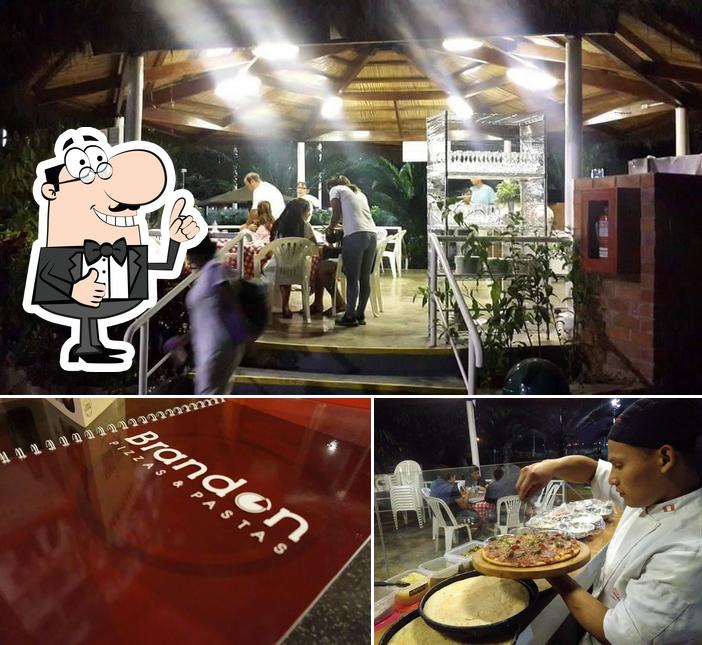 Brandon pizzas y pastas- Club Esmeralda, Santa Maria del Mar ...