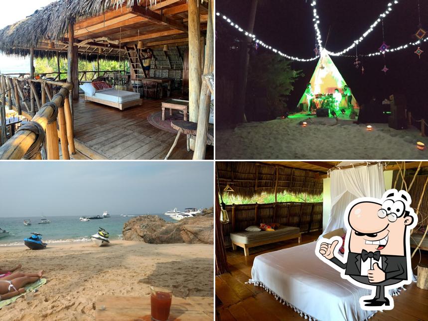 Casitas Maraika pub & bar, Boca de Tomatlan - Restaurant reviews